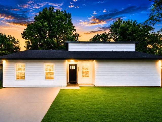 8333 Lanham Ln, Houston, TX 77075