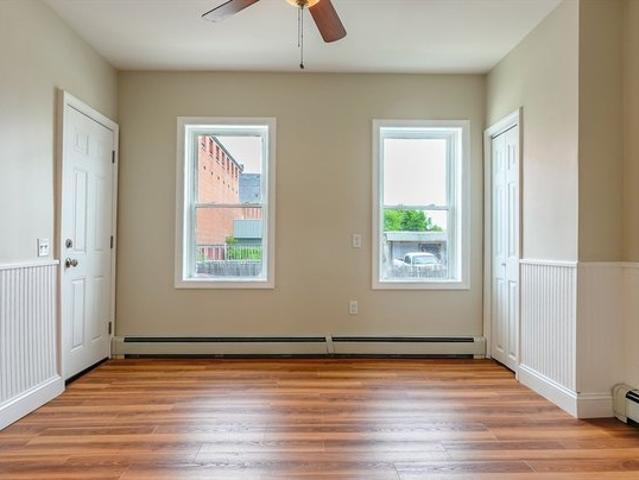 833 Grinnell St, Fall River, MA 02721