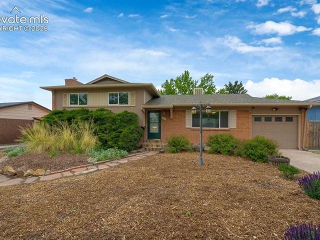 833 Dirksland St, Colorado Springs, CO 80907