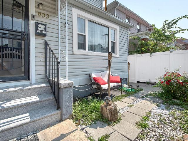 833 E 229th Street