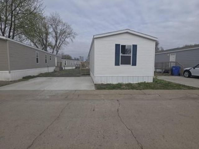 833 E Duke St Lot 23, Vermillion, SD 57069