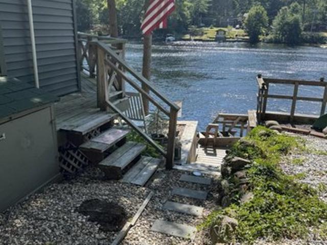 833 E River Dr, Lake Luzerne, NY 12846