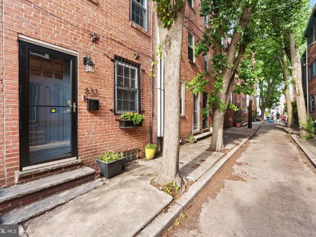 833 Kater Street