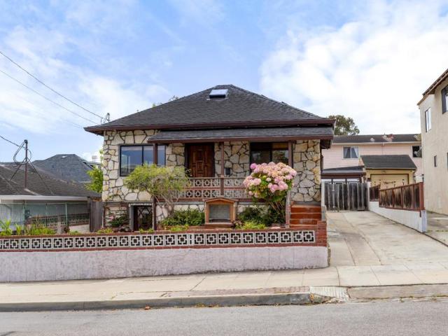 833 Hellam Street
