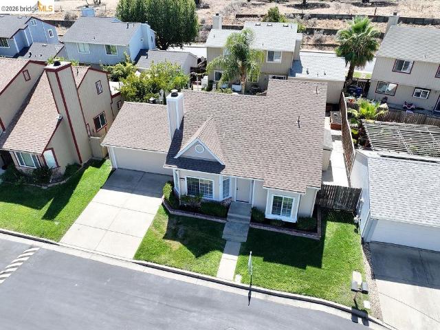 833 Oakwood Way