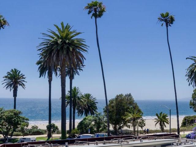 833 OCEAN Avenue 303