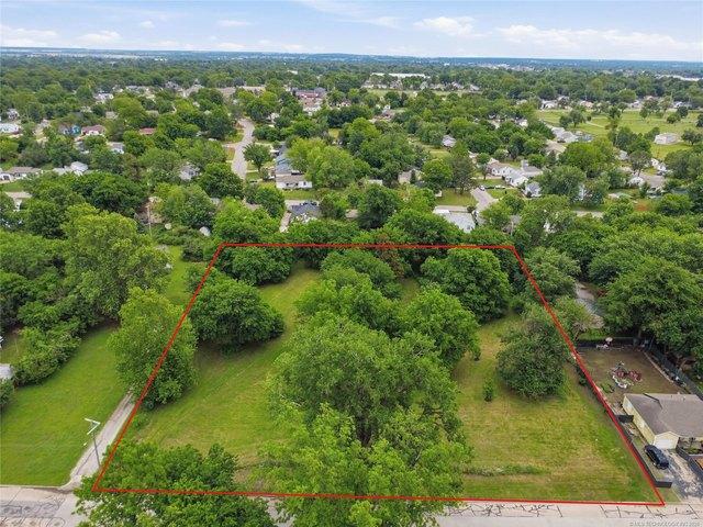 833 N Sandusky Ave, Tulsa, OK 74115