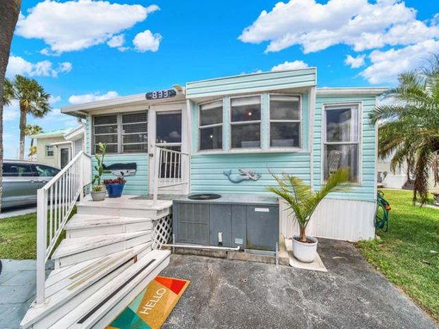 833 Nettles Blvd, Jensen Beach, FL 34957