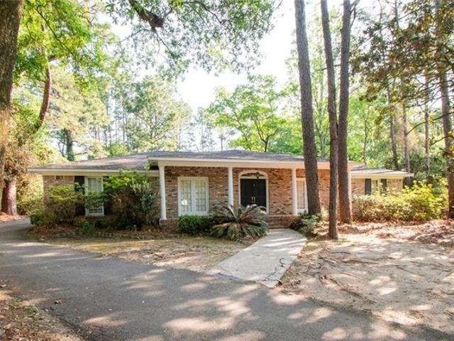 833 Satsuma Ct, Mobile, AL 36609