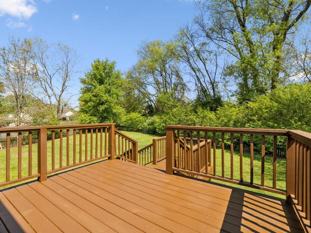 833 Stone Hedge Ct