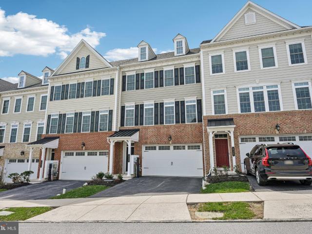 833 Stonecliffe Rd, Malvern, PA 19355 | MLS #PACT2121 | Compass