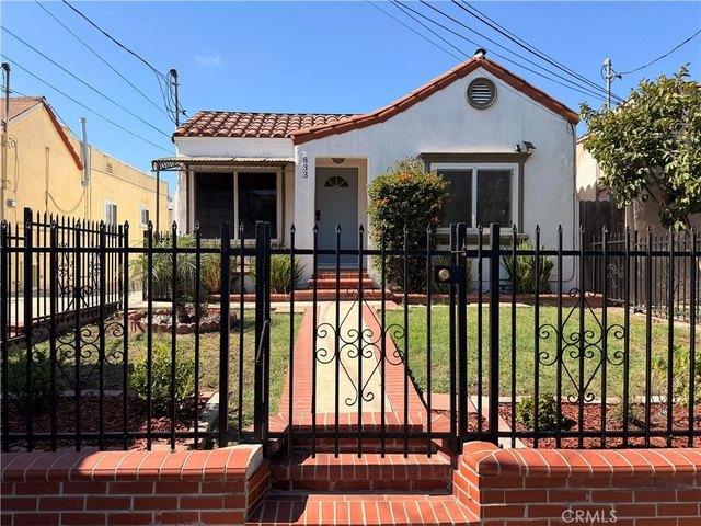 833 W 98th St, Los Angeles, CA 90044