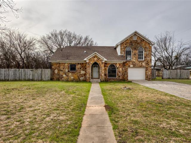 833 W Live Oak Street