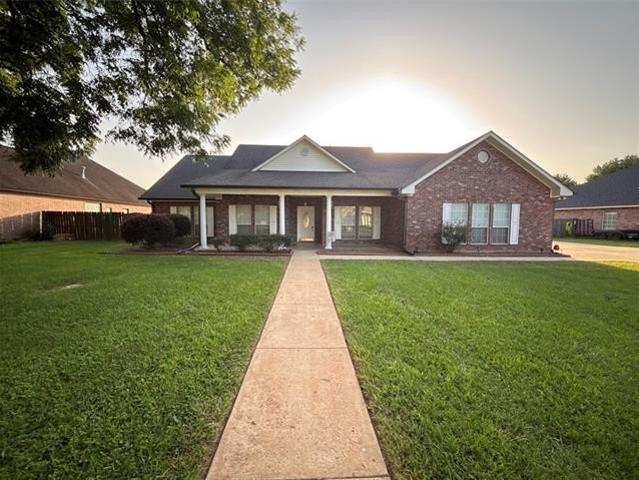 833 Whitfeild Dr, Natchitoches, LA 71457