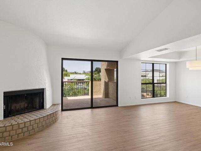 8344 N 21st Dr Unit I207, Phoenix, AZ 85021