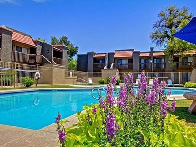 8344 N. 67th Ave. 2 Bedroom Apartment for Rent at 8344 N 67th Ave, Glendale, AZ 85302