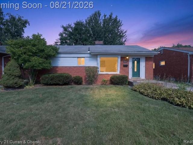 8345 Rickie Ln, Westland, MI 48185
