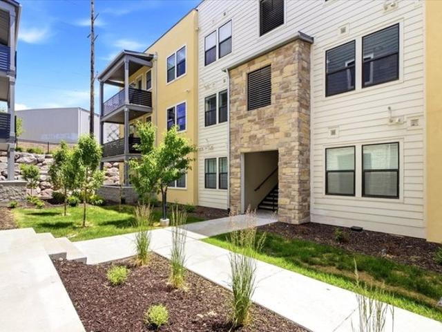 8345 S Iris Lumi Ln W Unit 201, Midvale, UT 84047