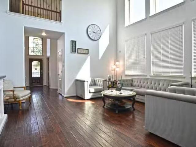 8346 Hunters Lodge Ln, Baytown, TX 77521 MLS 53562531