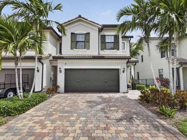 8347 Cadre Noir Rd, Lake Worth, FL 33467