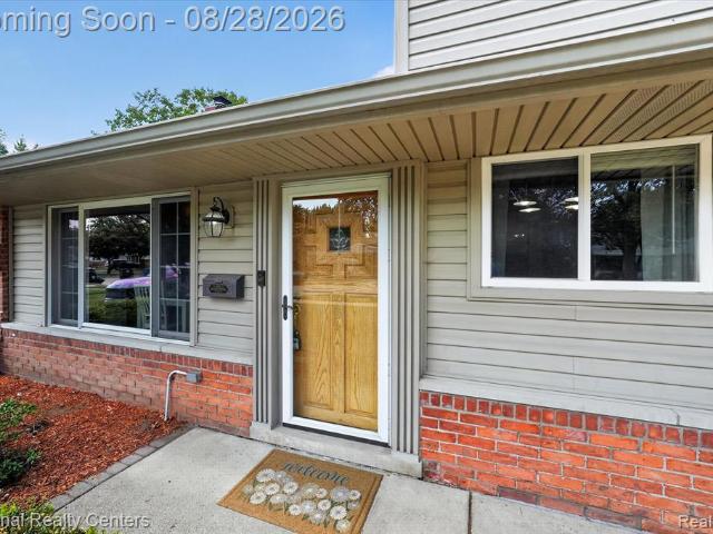 8347 Donna Street