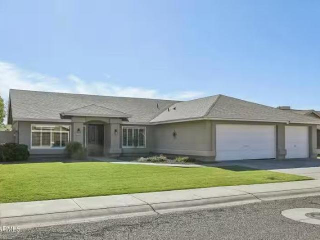 8347 W SURREY AVE, PEORIA, AZ 85381 Single Family Residence Fo.