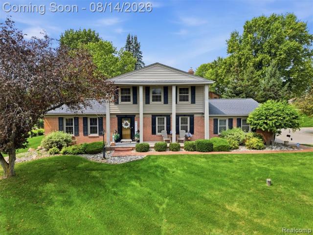 8348 Hilltop Court