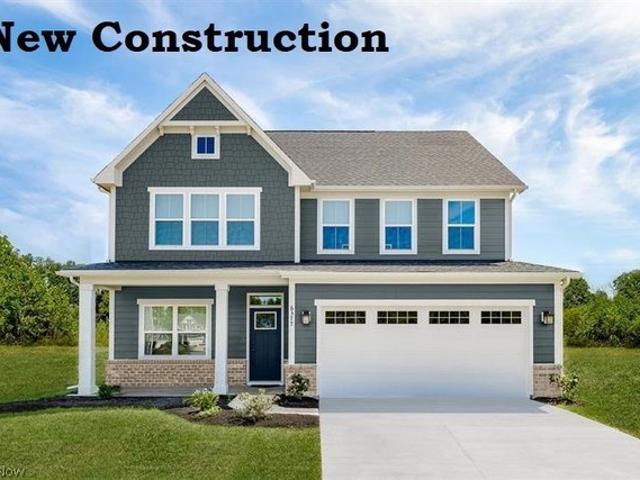 8349 Falls Glen Ln, Olmsted Falls, OH 44138