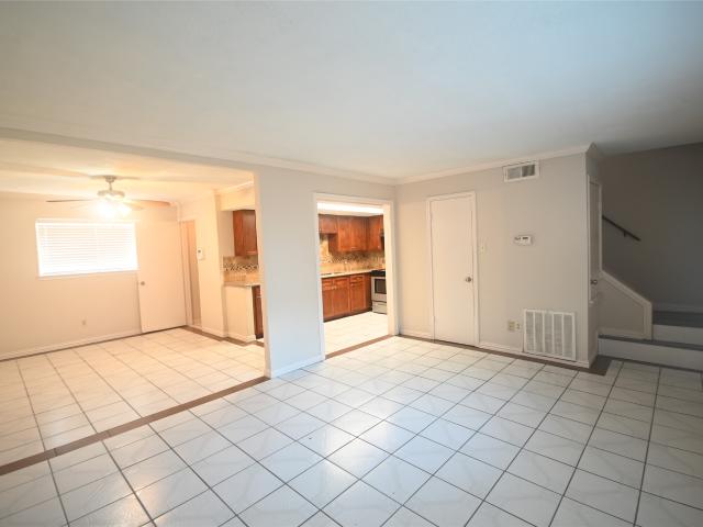 8340 La Roche Lane