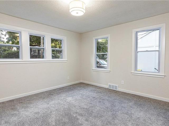 8340 Riggs St, Overland Park, KS 66212 | MLS #2581