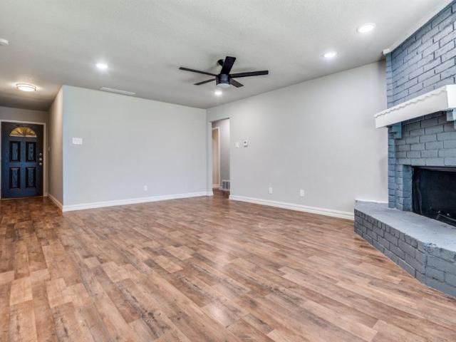 834 Apple Valley