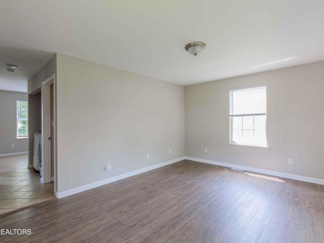 834 Belleaire Ave
