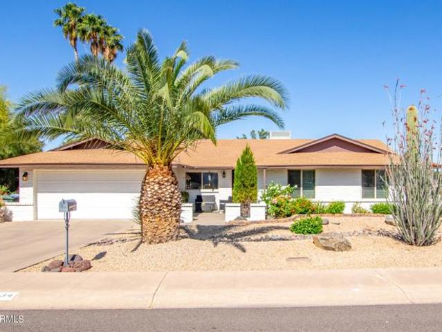 834 E Port Au Prince Ln, Phoenix, AZ 85022