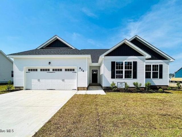 834 Hidden Bridge Dr, Jacksonville, NC 28546