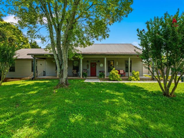 834 Highway 39 E