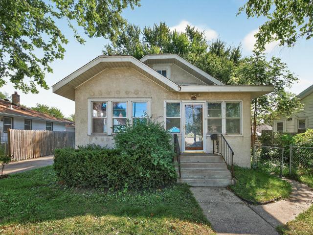834 Iroquois Avenue
