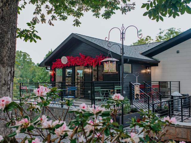 834 Lower Bell Creek Road