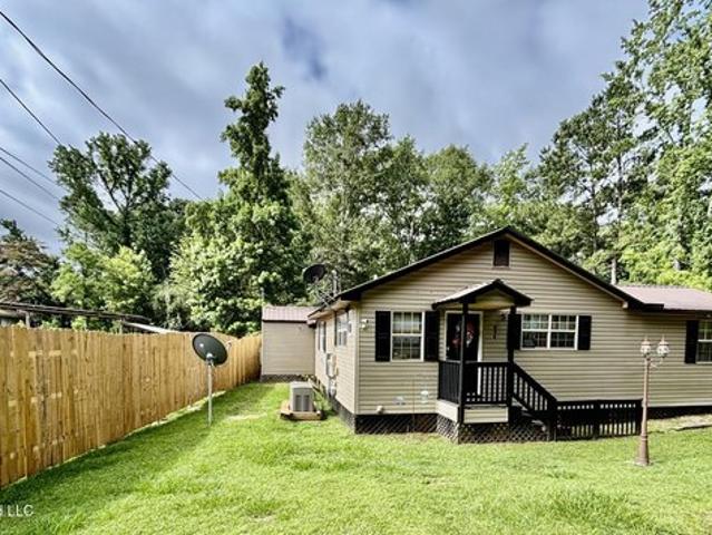 834 Maddox Ave, McComb, MS 39648
