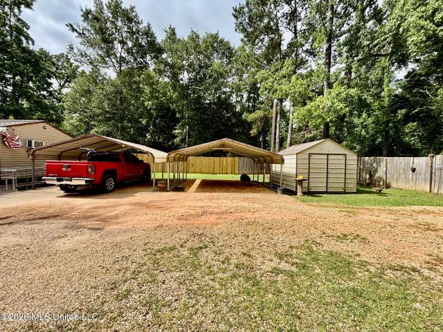 834 Maddox Avenue