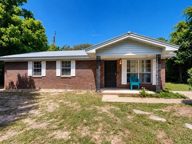 834 McDonald St, Crestview, FL 32536