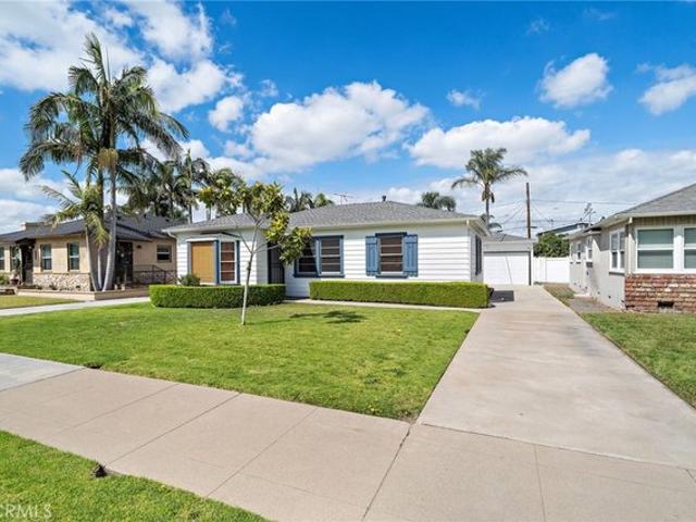 834 N Grand St, Orange, CA 92867