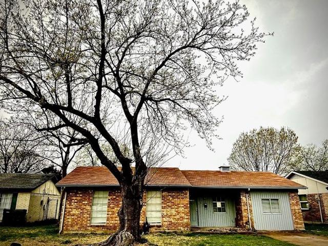 834 Quebec Dr, Garland, TX 75040