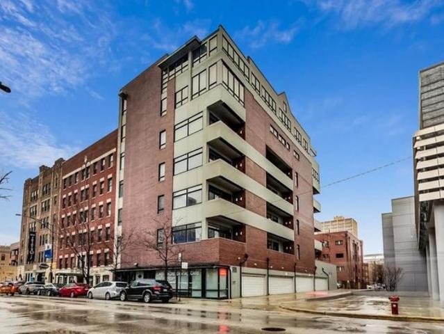 834 W Montrose Ave Unit 403, Chicago, IL 60613