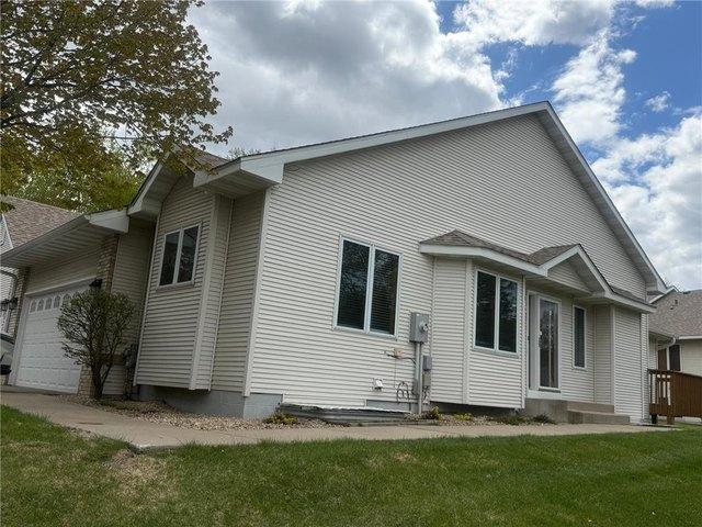 834 Wescott Sq, Eagan, MN 55123