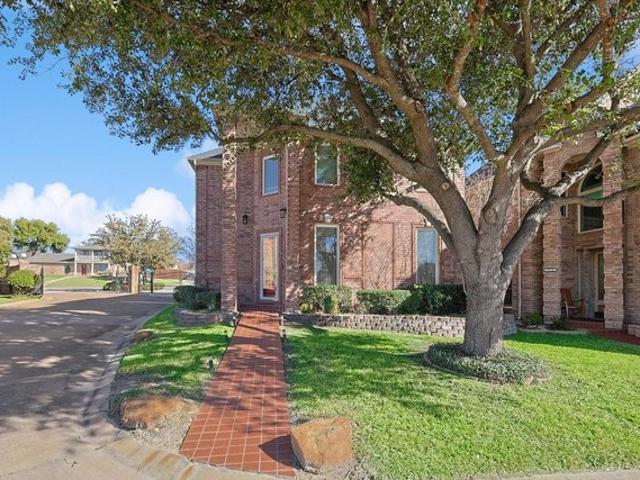 8354 Sunset Cove Dr, Fort Worth, TX 76179