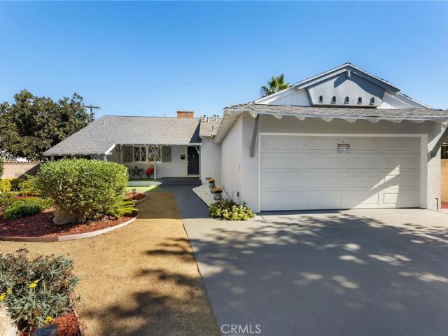 8356 Vanalden Ave, Northridge, CA 91324 | MLS #SR26024 | Compass