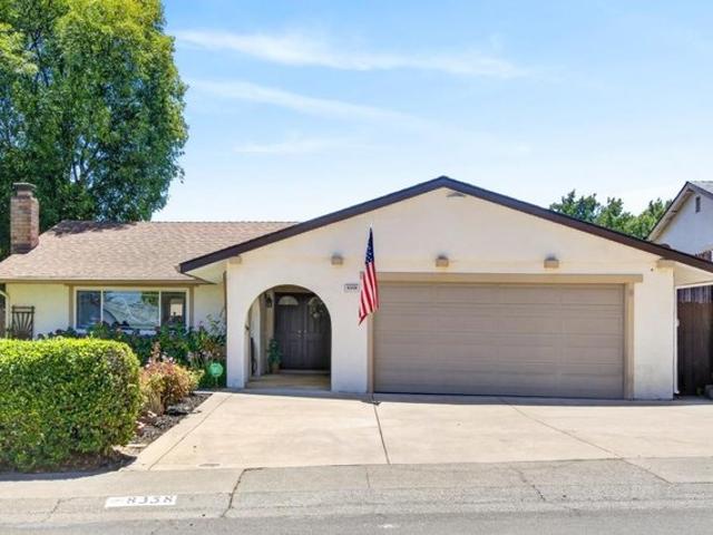 8358 Foxfire Dr, Orangevale, CA 95662