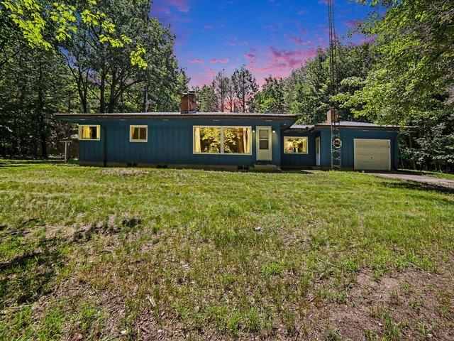 8359 W Stony Lake Rd, New Era, MI 49446