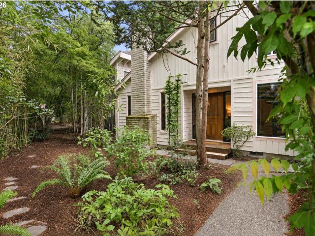 8350 SW 135TH AVE