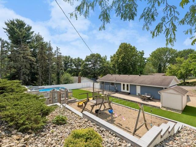 8351 Innsdale Ave S, Cottage Grove, MN 55016